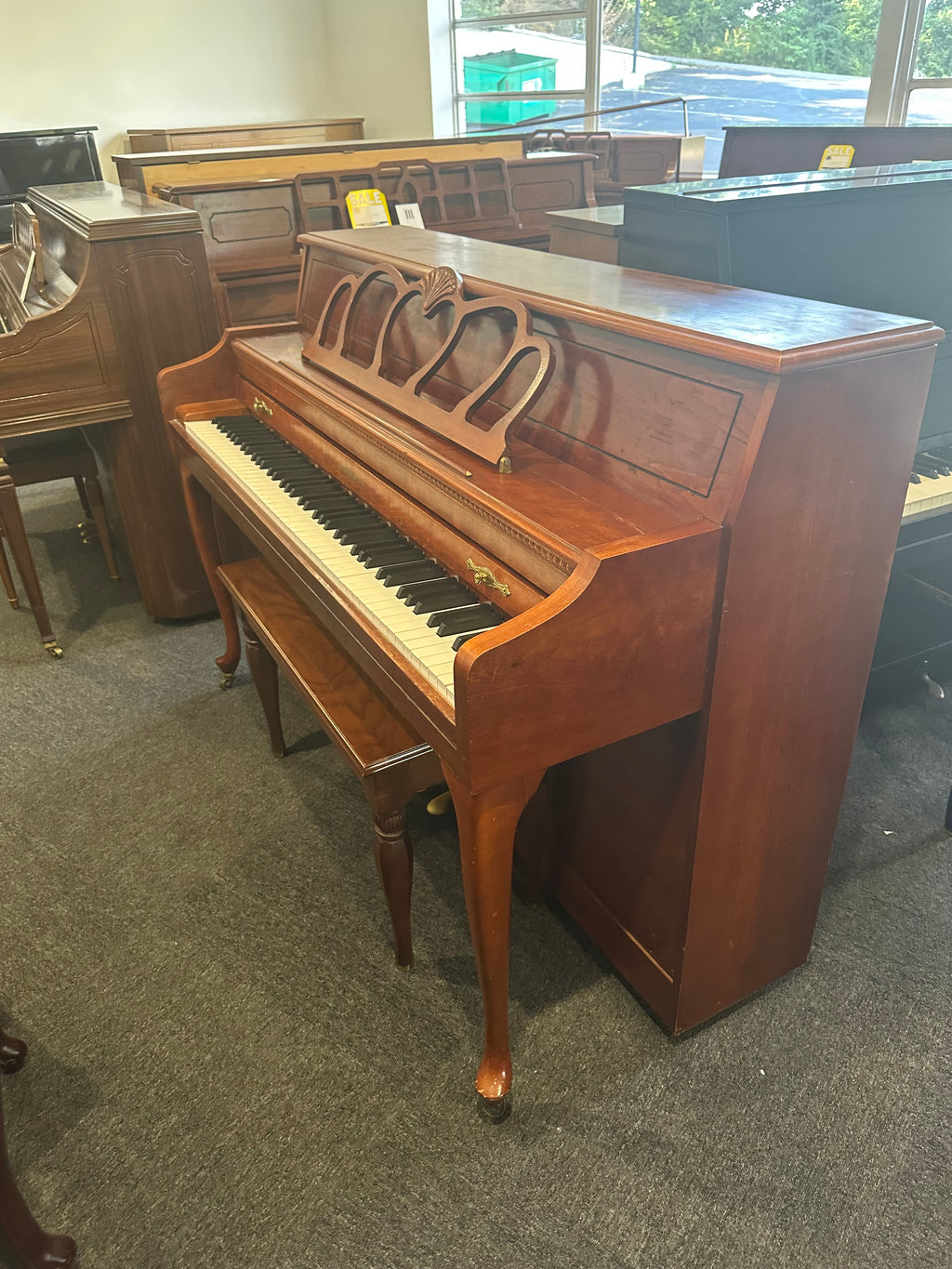 Baldwin console – Summitt Pianos
