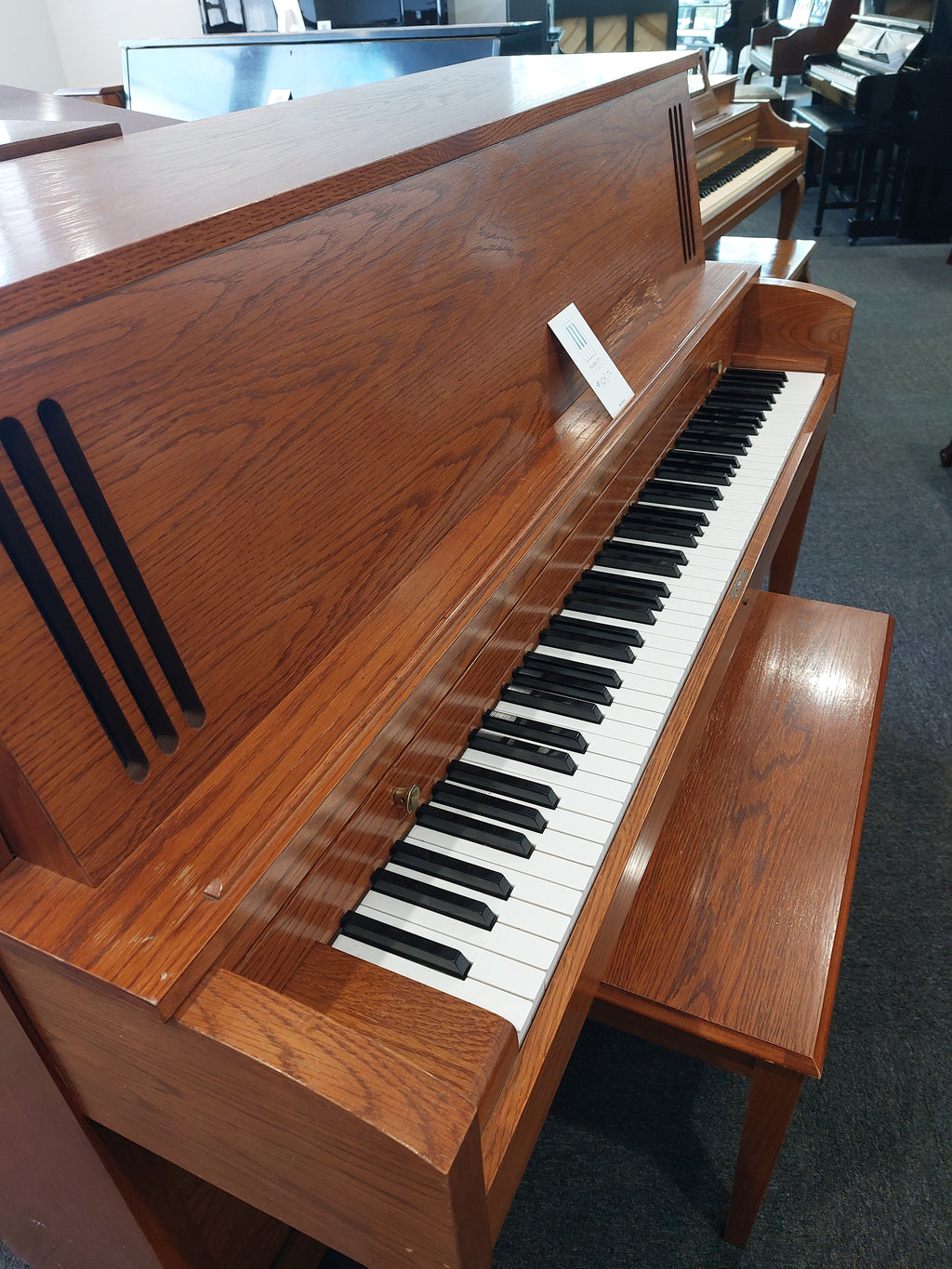 Used Baldwin Hamilton OAK Studio – Summitt Pianos